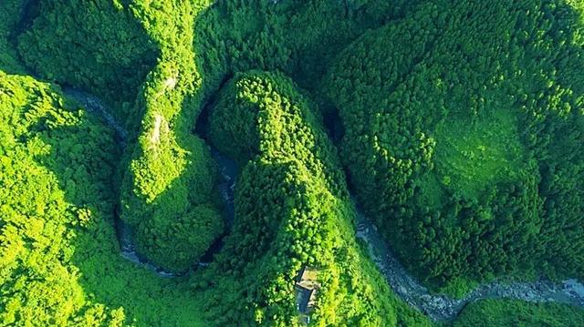 Yanjing River Grand Canyon, from poetry - iNEWS