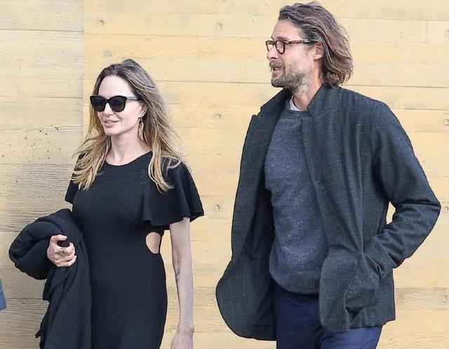 Big melon! 47-year-old Angelina Jolie has a new relationship! Xinhuan ...