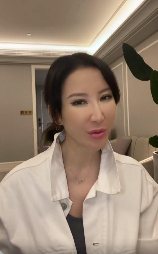 47-year-old Coco Lee sings for his mother!Soaring high voice has ...