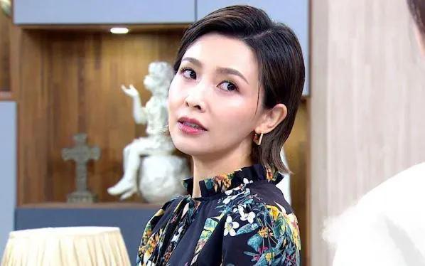 Wu Wanjun grabbed Chen Guanlin and beat Li Yan with a slap - iNEWS