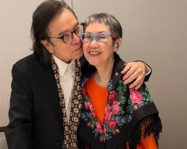 David Jiang invites the stars to celebrate his wife's birthday!Kissing ...