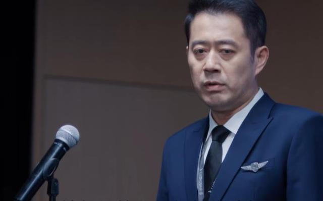 Height of the actresses walking towards the wind: Zhou Qiqi is 171cm ...