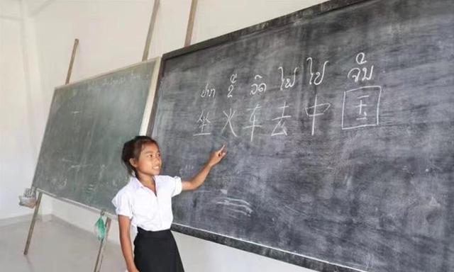Chinese boom in ASEAN: from "popular" to "real" - iNEWS