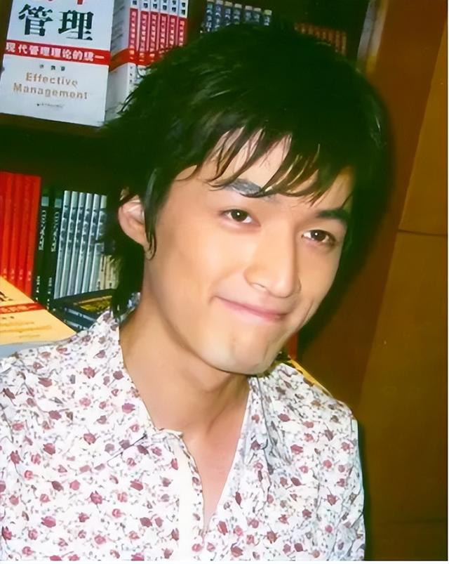 Hu Ge's inner world: a car accident, a relationship, and a life's ...