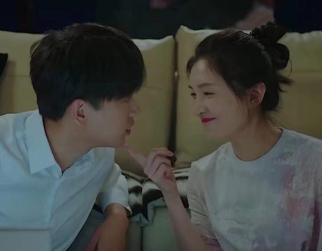 Jiang Shuying and Peng Yuchang group CP, too many kissing scenes make netizens dissatisfied ...