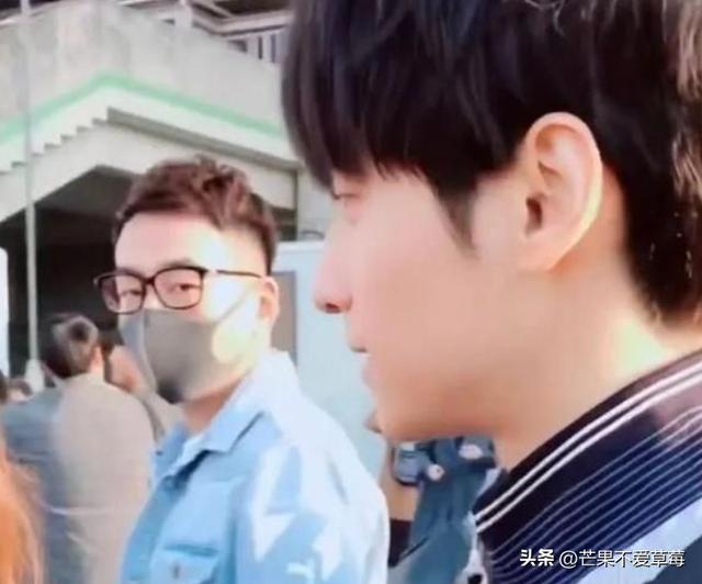 Another Scandal Was Exposed And It Was Suspected That Luo Yunxi Was Playing Intimately With