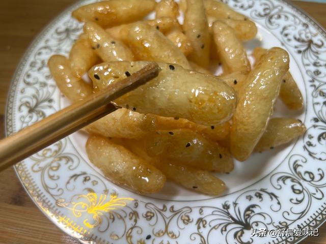 Yam sticky rice sticks can be made at home, the skin is golden, crispy ...