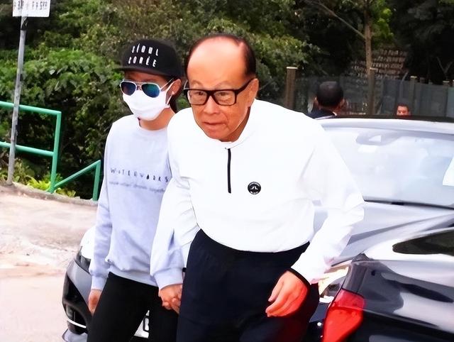 Li Side: Li Ka-shing's eldest granddaughter, inherited 70 billion ...