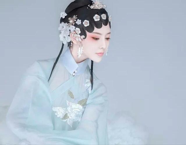 Yan Rui: The most virtuous courtesan in the Song Dynasty, a poem that ...