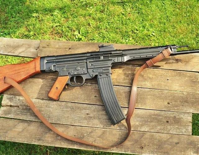 What are the most powerful and famous guns during World War II? 3 of ...