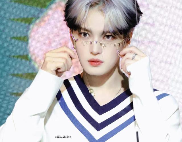 Years do not defeat the male god!In the past, South Korea's Yan Bajin ...