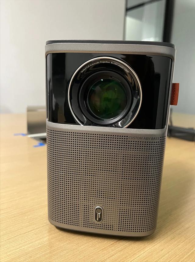 Thousand yuan projection volume King Kukai Smart Projector X5 out of ...