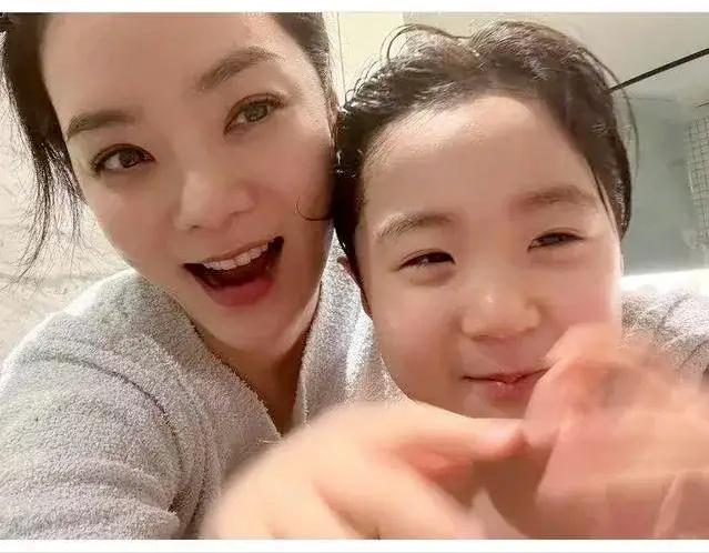 Cai Lin posted a recent photo of her four-year-old son after the ...
