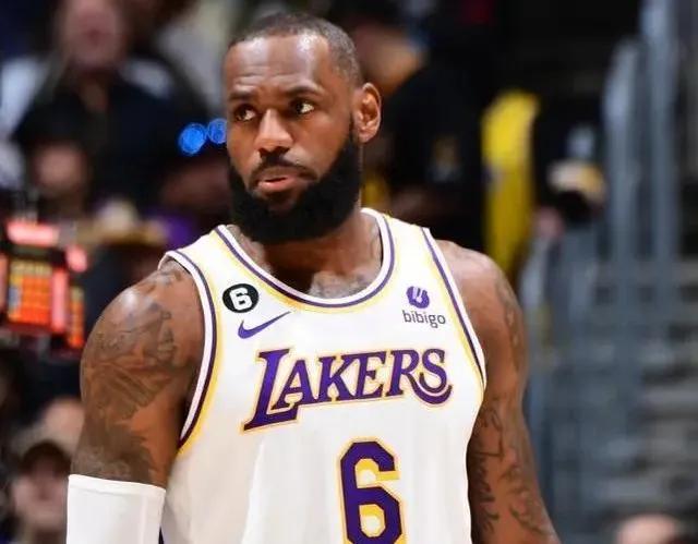 James came back and came off the bench 19+8+3, the Lakers lost 108-118 ...