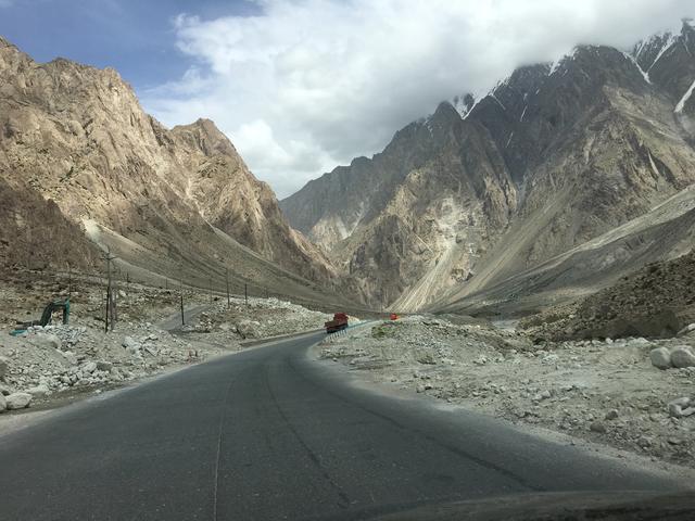 Pamir Plateau, known as Congling Buzhou Mountain in ancient times ...