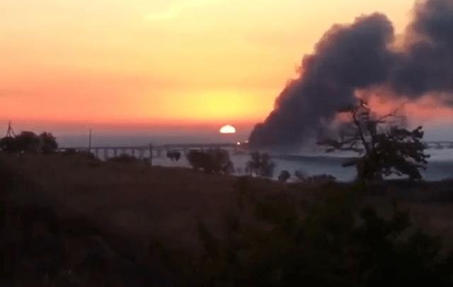 Details revealed!The Crimea Bridge exploded, Putin urgently ordered ...