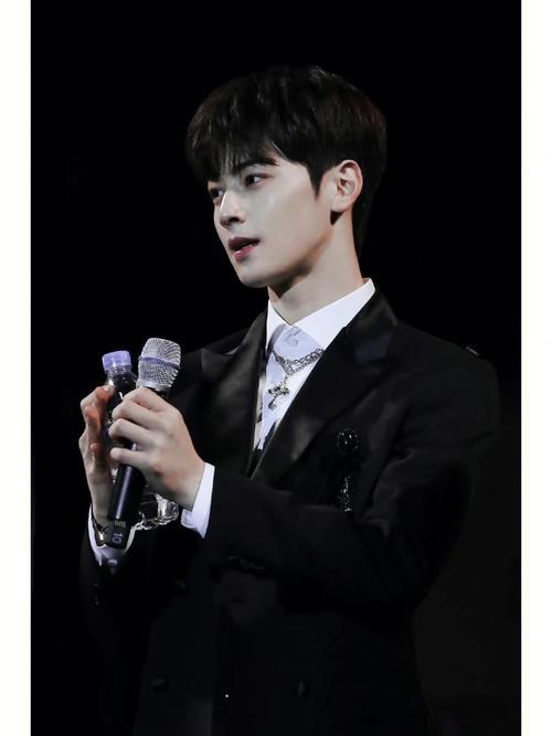 Chinese musician Che Yinyou returns home urgently to visit his mother ...