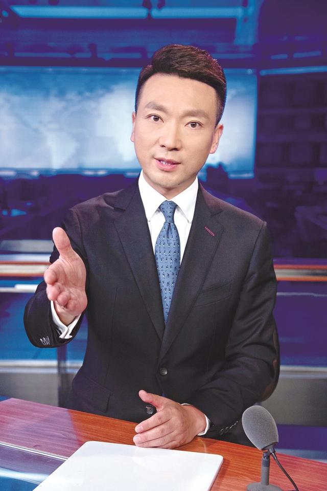CCTV host Kang Hui shed tears, only to realize that he regretted losing ...
