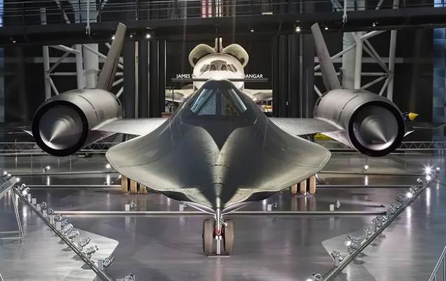 The fastest American "Blackbird" in the world, three times the speed of ...