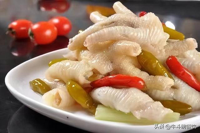 How to make classic pickled pepper chicken feet - iNEWS