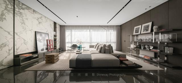 Ultra-modern, minimalist, showroom design - iNEWS