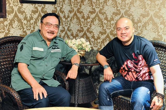 Lu Junyu, played by Su Jintian in "Foreign Daughter-in-law Local Lang", he and Lu Haichao ...