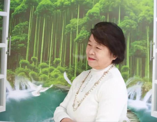 Hou Rong Li Xiufang "Spring Comes Home" Heart Fragrant Art - iNEWS