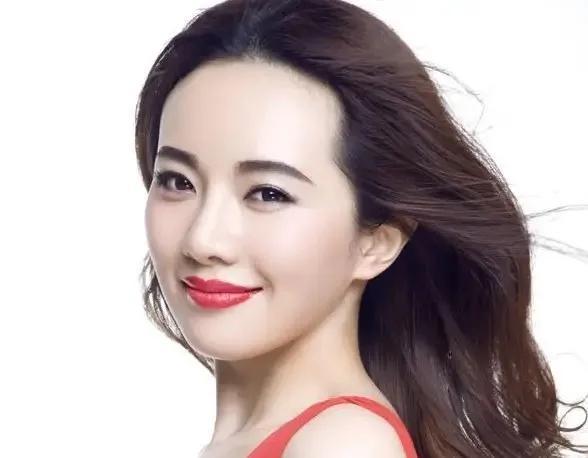 [Meng Shengqian Movie]-Sexy actress Meng Qian's red lips temptation photo - iNEWS