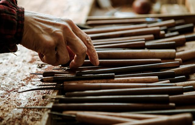 Legend of Wood Carving: The Artistic Road of Dongyang Mahogany ...