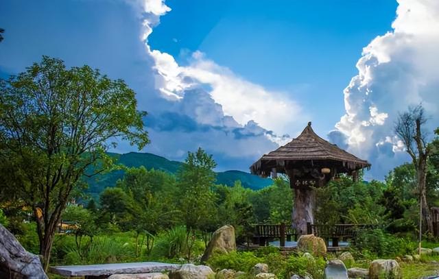 A popular scenic spot in Jiangxi, with selenium hot spring as the core ...