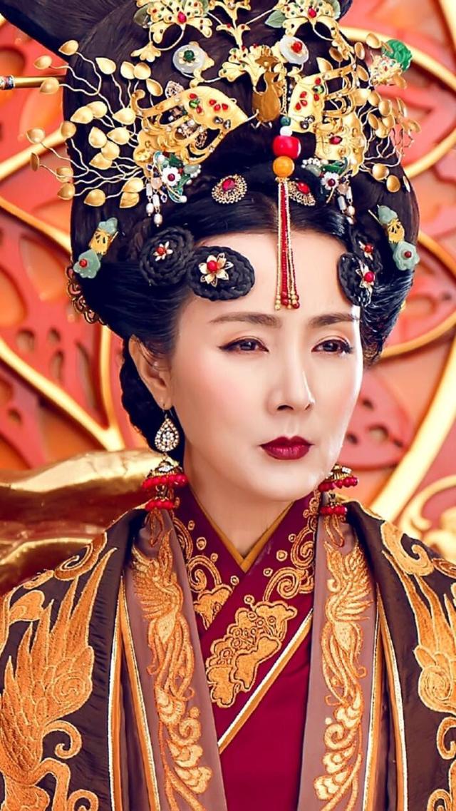 Actor Jiang Hongbo: Jiang Wen made her famous, she has been scandal ...