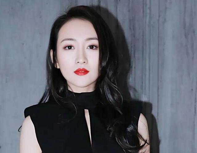 beautiful lady, wang ou - iNEWS