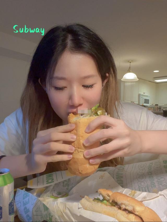 Subway, I wanted to try it, but when I saw the price, I said, I can't ...