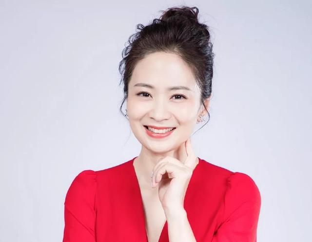 CCTV host Chen Beibei: Give birth to twins and become a treasure, and ...