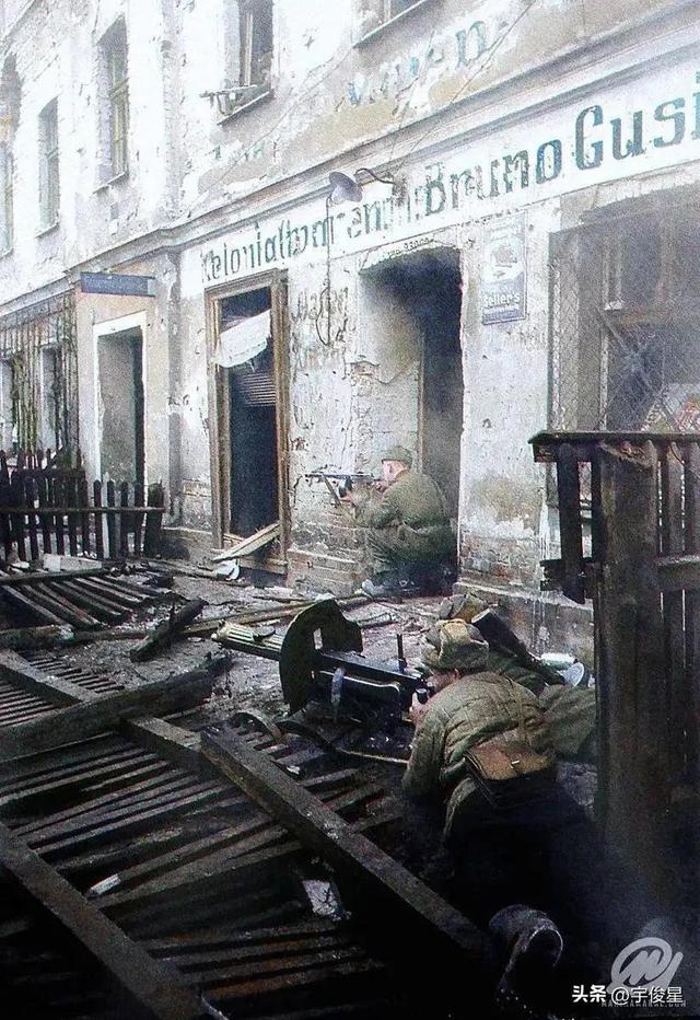 The end of the Nazis - the Red Army conquers Berlin - iNEWS