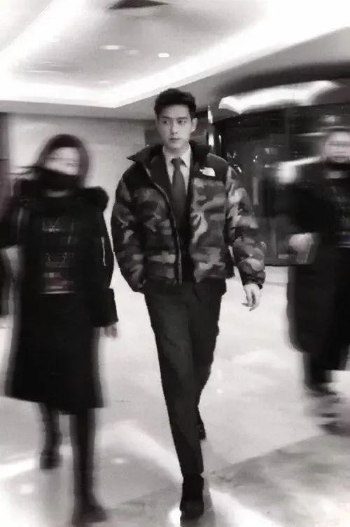 "Long Legs" Male Star Awards: Li Xian, Gao Weiguang, Wang Yibo, Gong ...