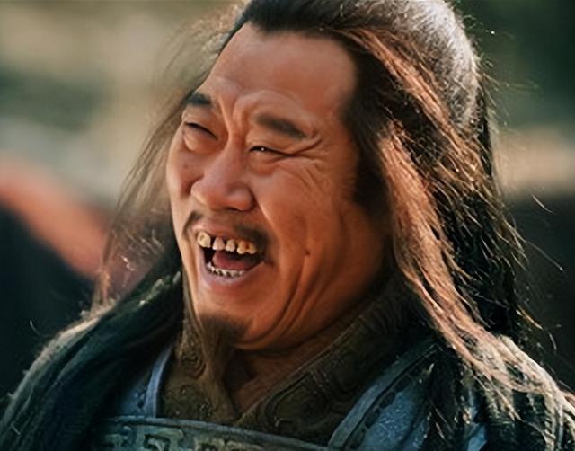 Before Pang Tong died, he finally saw Liu Bei's true face! Wei Yan was ...