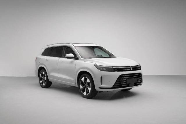 AITO M7, a good choice for family cars - iNEWS