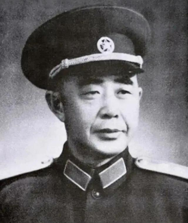 Chen Mingren revolted, more than half of the 70,000 officers and ...