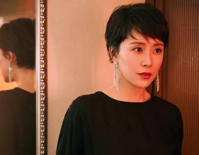 Haiqing: When other actors were entertaining, it was you who stood up ...