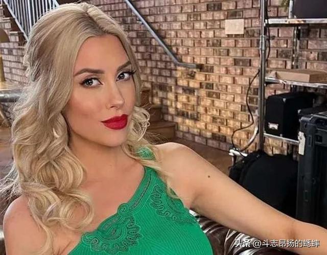 The Glamor Evolution From Heather Ray El Moussa's Model Days to 'Sunset ...