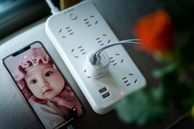 South Carolina C2 charger 20W fast charging evaluation: multi-interface ...