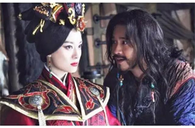 The Queen Mother Xuan of Qin State committed herself to King Yiqu and ...