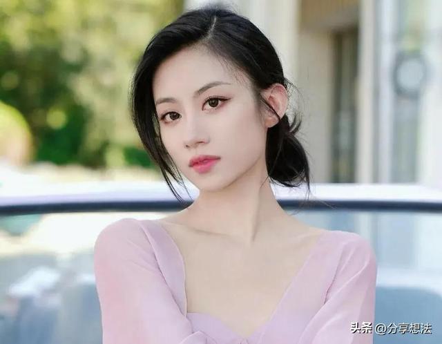 Wu Keyue star wallpaper! - iNEWS