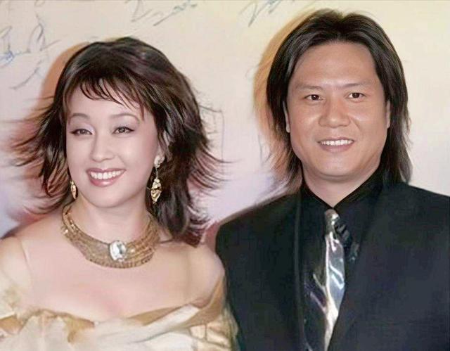 After 17 years of divorce, the gap between Liu Xiaoqing and Ah Feng is ...