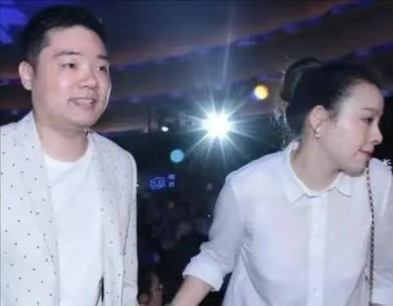 Ding Junhui shows affection!The rich second-generation wife is ...