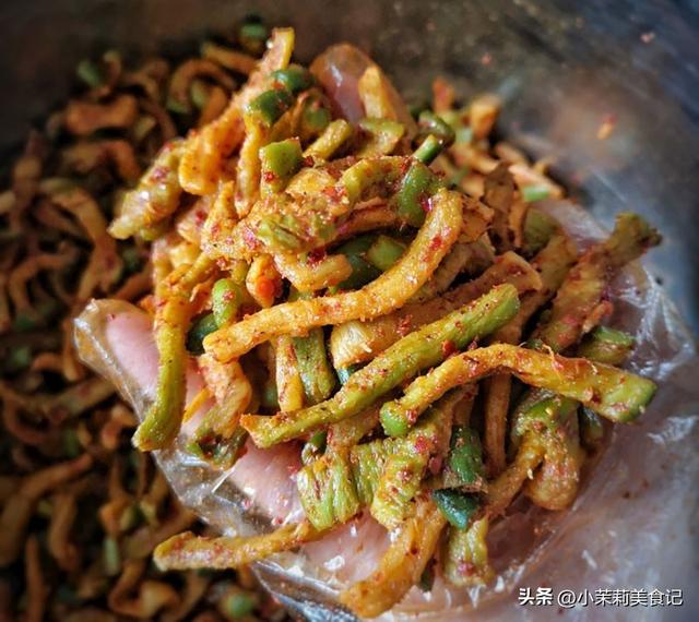 Pickled dried radish, directly salted, the taste is bitter, 80 grandma ...