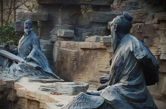 What is the origin of the word "friend"? What kind of historical story ...