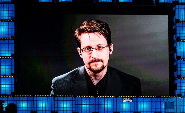 Nine Years of Justice Fight - Putin Grants Snowden Citizenship - iNEWS