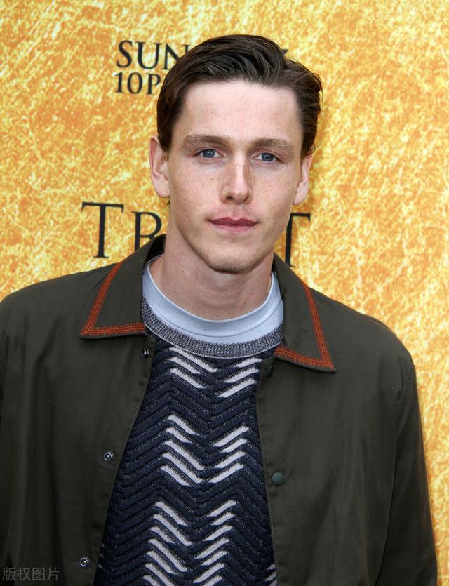 Although the movie is on the street, he is still shooting GUCCI ...